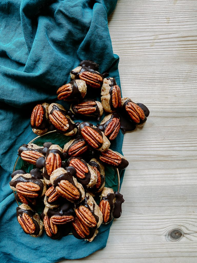 Cockroach Clusters (Harry Potter-Inspired) - Whip & Wander